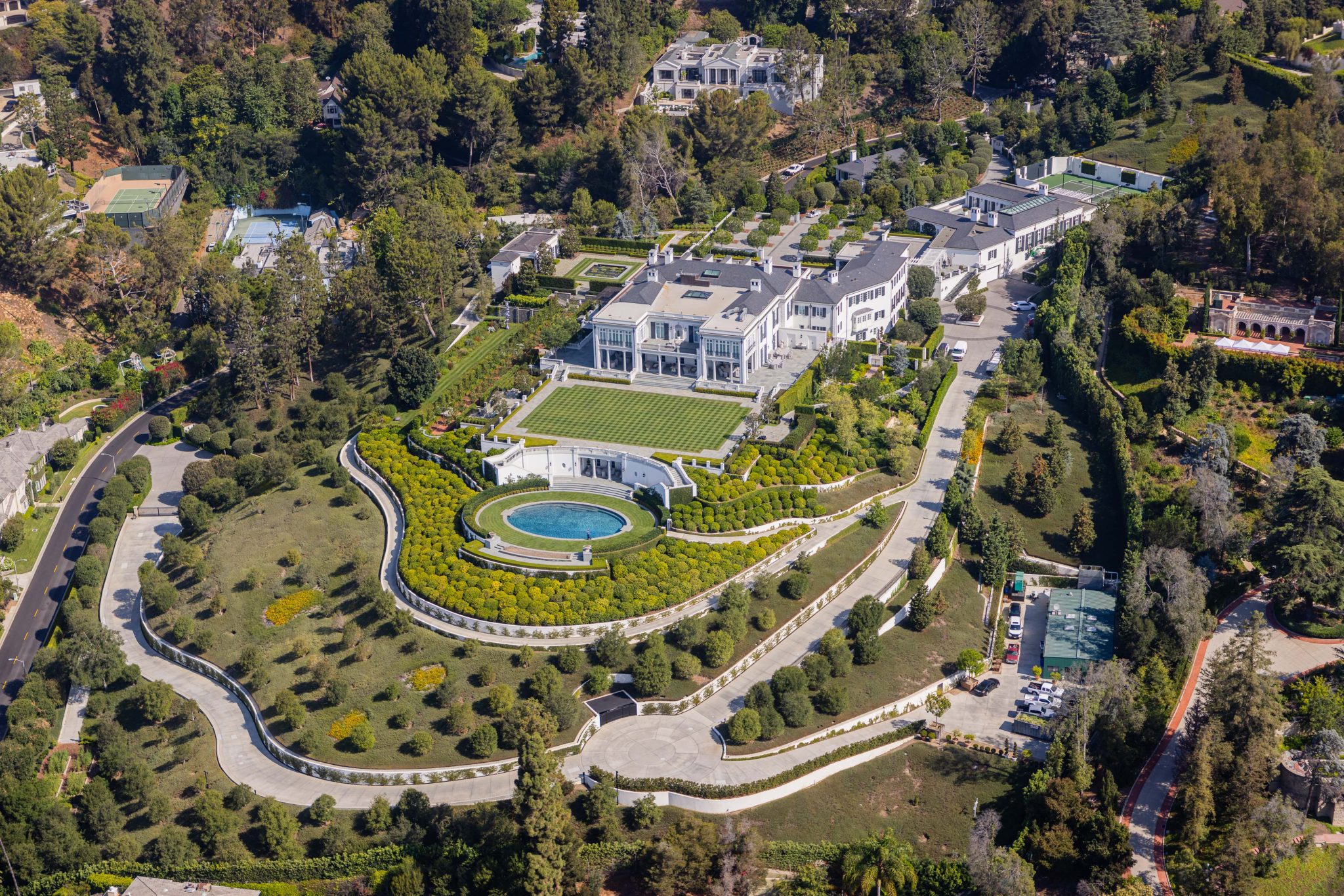 Eric Smidt - The Knoll – 1130 Schuyler Rd, Beverly Hills Aerial Photography by Toby Harriman - 2 ...