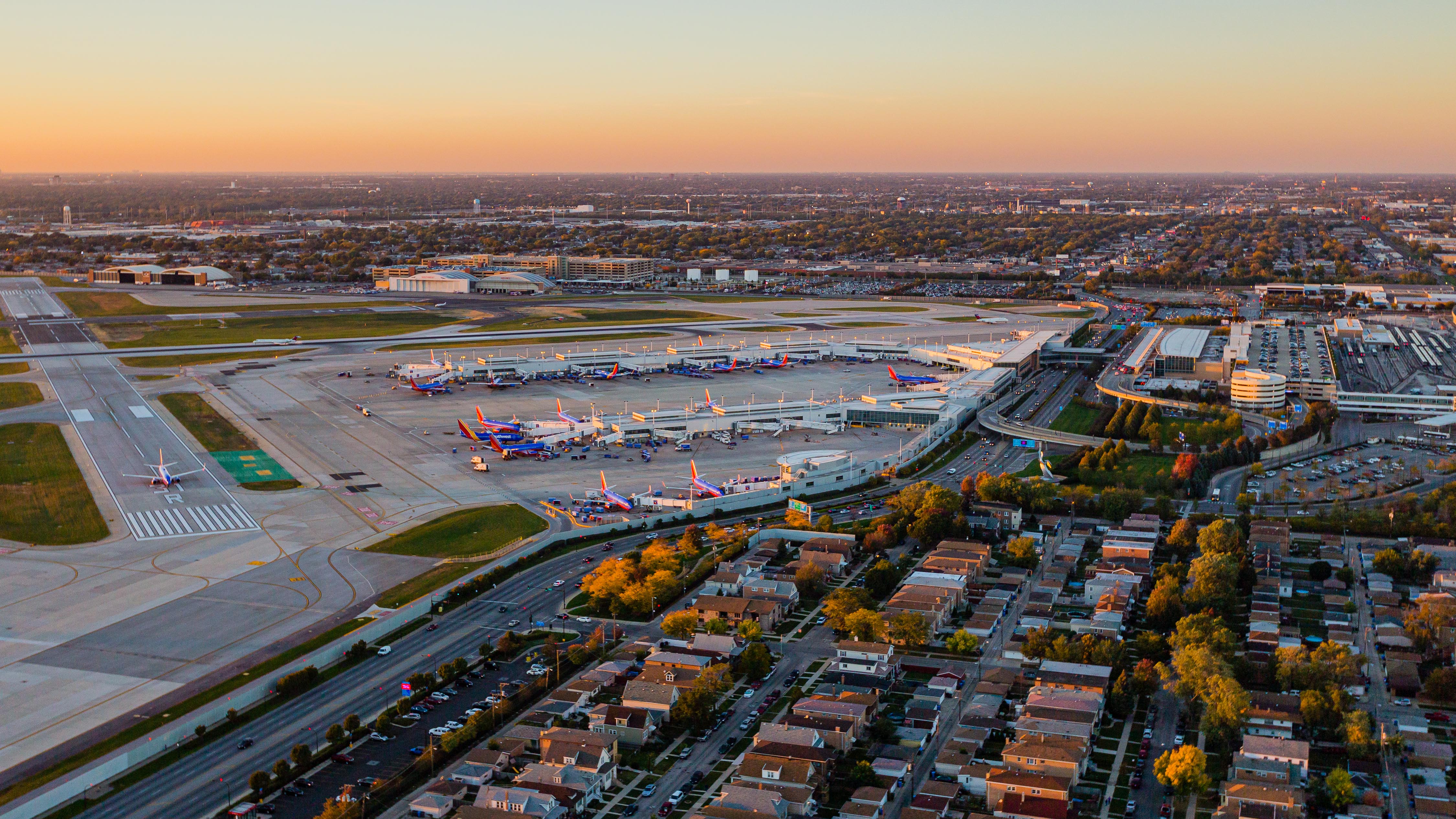Aerial Airport Photography - Toby Harriman