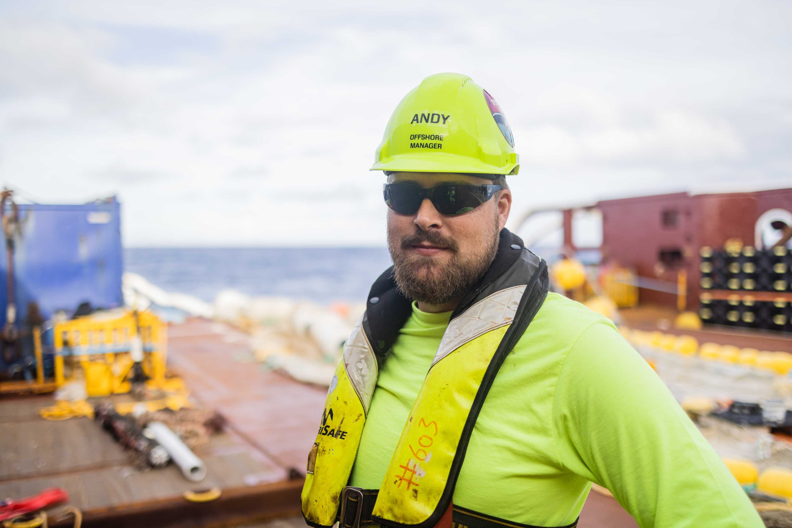 The Ocean Cleanup - R5_211110_S002_JennyDeployRepairsDailyStills_Day20 ...